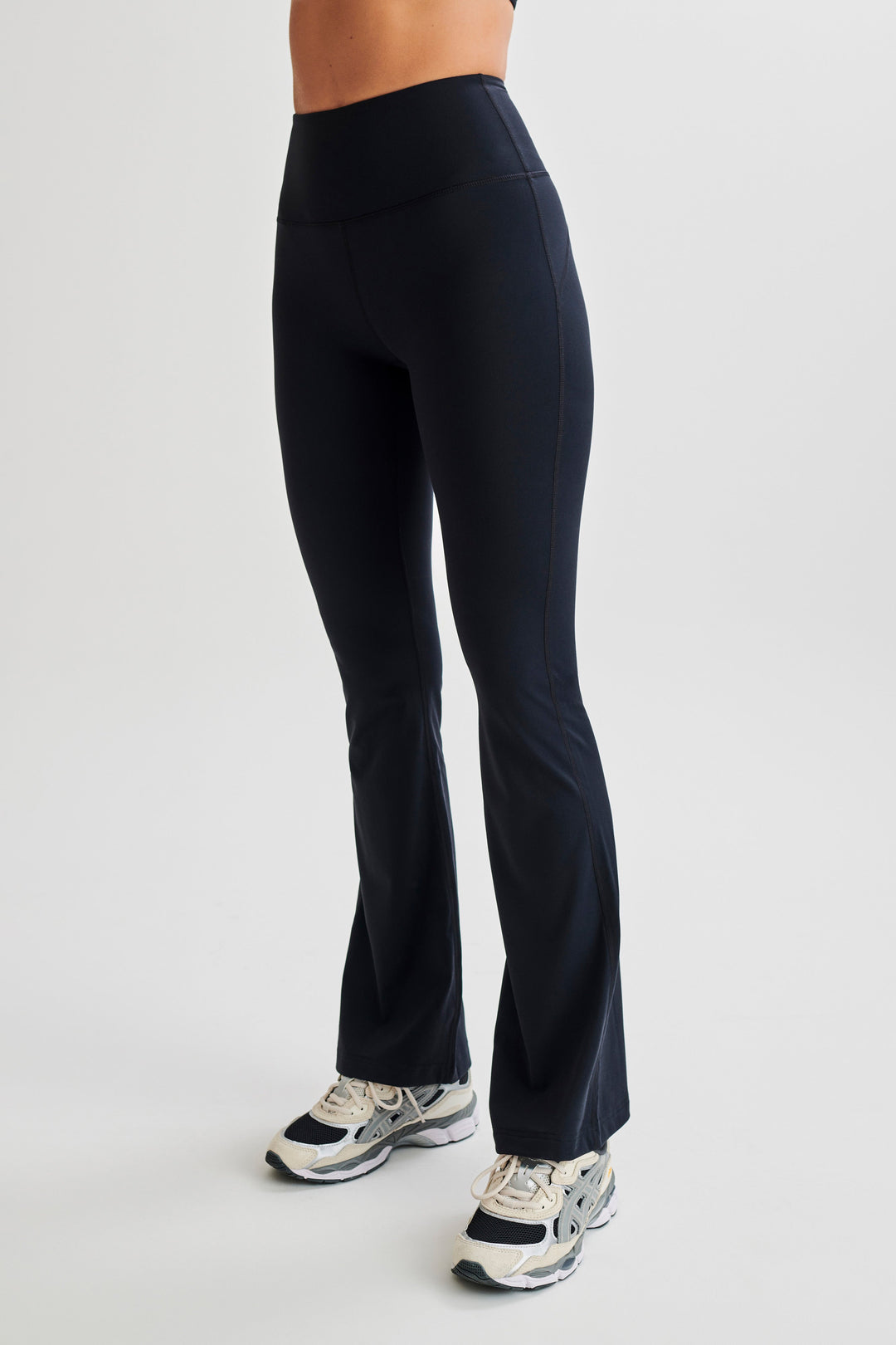 Jesse Flared Yoga Pants - Black - MESHKI U.S