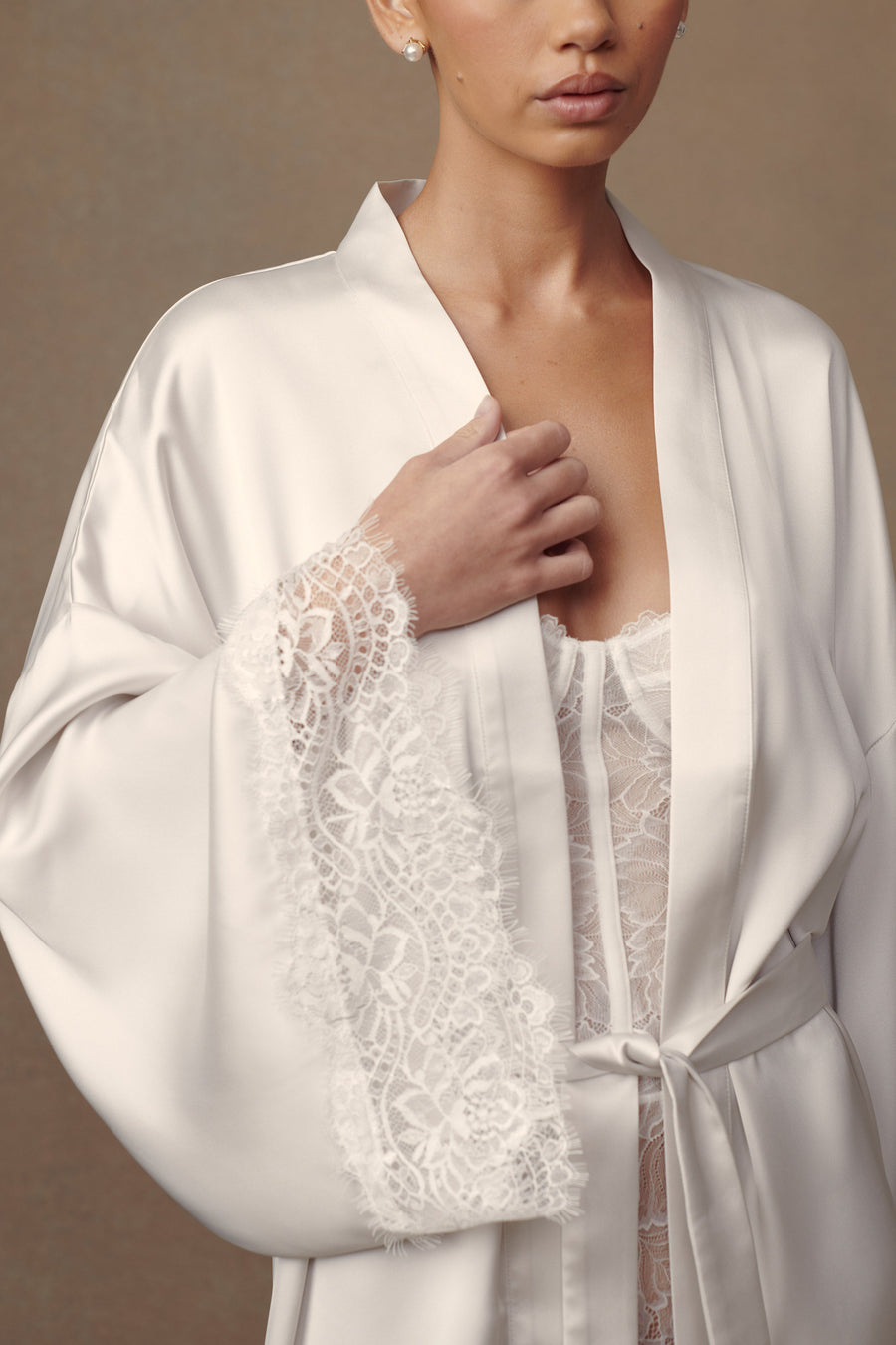 Annabeth Lace Trim Bridal Robe - White- MESHKI U.S