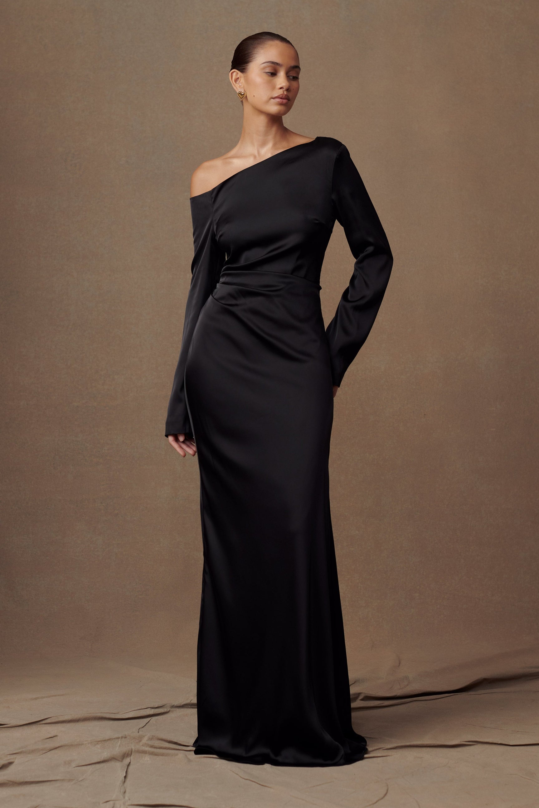 Avery Long Sleeve Maxi Dress - Black- MESHKI U.S