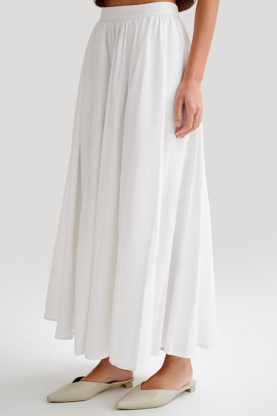 Clarence Linen A-Line Maxi Skirt - White- MESHKI U.S